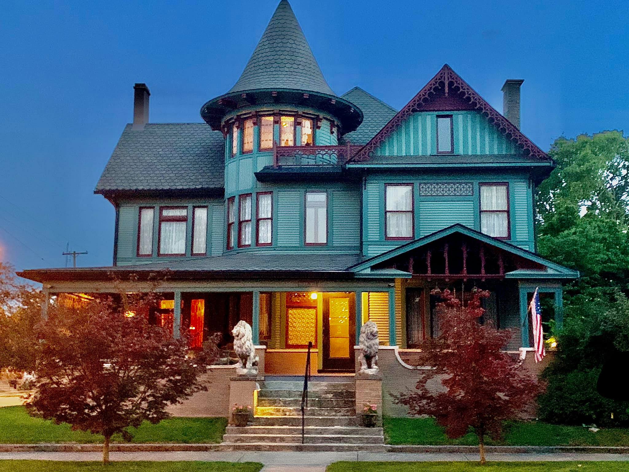 Meg St-Esprit, M. Ed. – Capturing stories. Finding beauty in the ...